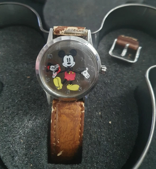 VINTAGE DISNEY'S MICKEY Mouse Looking For Mickey Ingersoll SINCE 1892 ...