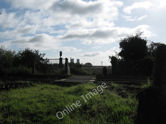 PHOTO 6X4 LEVEL Crossing on the Ramsgate to Sandwich Railway Line ...