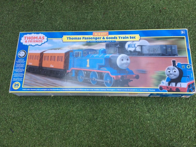 HORNBY THOMAS THE Tank Engine And Friends Passenger & Goods Train Set ...