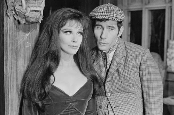 ENGLISH ACTORS FENELLA Fielding And Jim Dale 1966 OLD PHOTO EUR 6,25 ...
