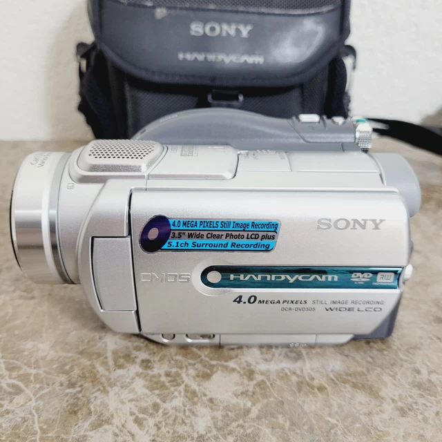 SONY DCR-DVD505 HANDYCAM Mini DVD Disc Camera w/Case - Great Condition ...