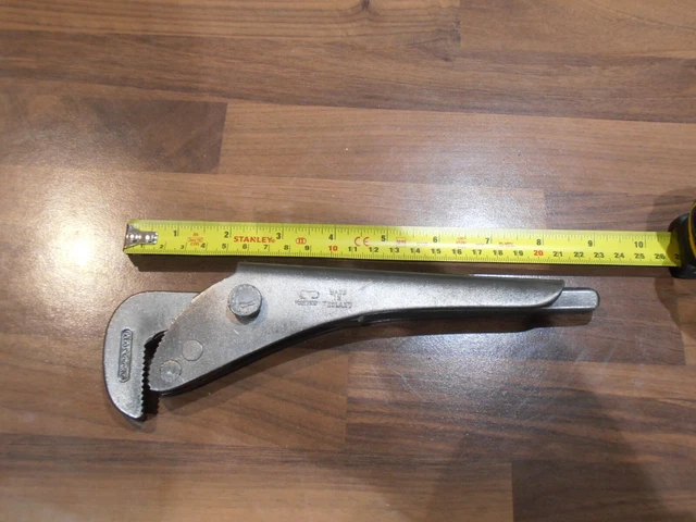 VINTAGE FOOTPRINT 9& (225mm) Pipe Wrench $19.05 - PicClick AU