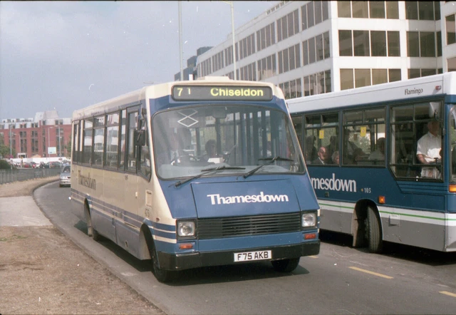 35MM ORIGINAL BUS Colour Negative of Thamesdown 475 at Swindon.(8377) £ ...