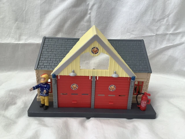 FIREMAN SAM FIRE Station Lift Up Doors And Figure £0.99 - PicClick UK