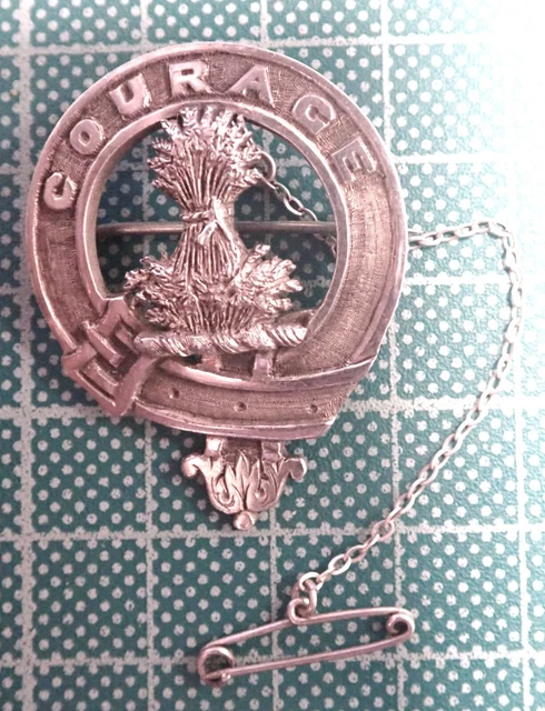 UNIDENTIFIED SCOTTISH CLAN Badge by Medlock & Craik of Inverness £10.00 ...