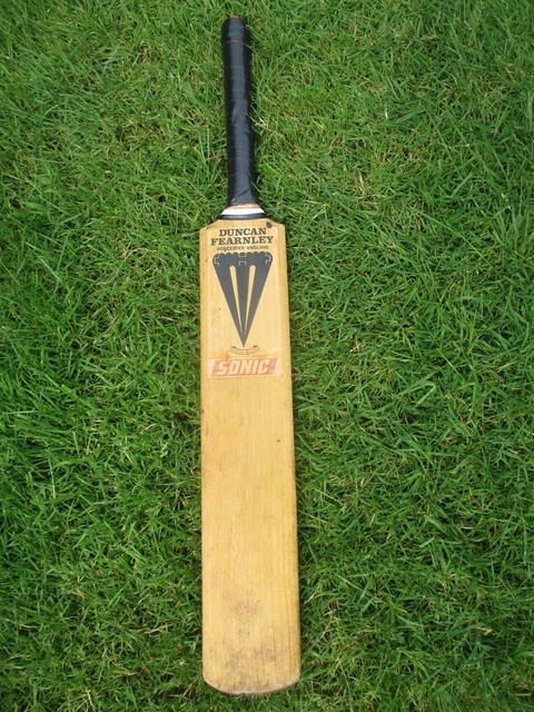 RARE DUNCAN FEARNLEY SONIC Cricket Bat 31" (79cm) Long - Size 5 Bat ...