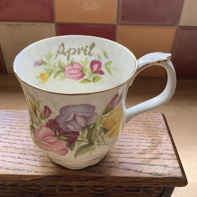 VINTAGE ROYAL ALBERT Bone China "Flower of the Month" Series "Sweet Pea ...