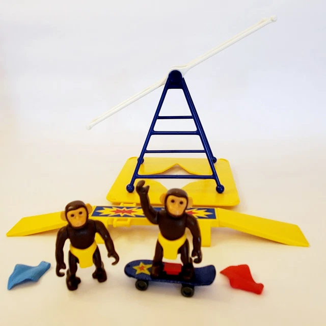 PLAYMOBIL ROMANI CIRCUS Performing Chimps 2 Monkey Bar Ramp Skateboard ...