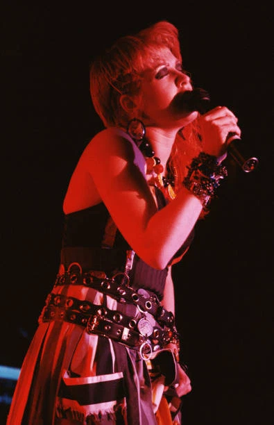 CYNDI LAUPER LIVE At The Lyceum Theatre London 1984 OLD MUSIC PHOTO 11 ...