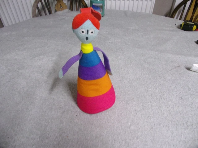 CBEEBIES TWIRLYWOOS THE Very Important Lady Singing Soft Plush Toy ...