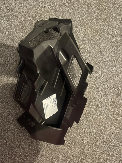 GUIDE PIECE RIGHT VW Beetle Convertible 5C1 5C7 5C5807262 £55.00 ...