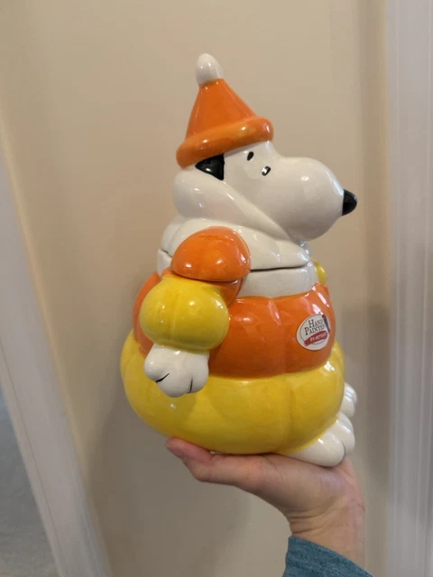 PEANUTS SNOOPY WOODSTOCK Halloween Candy Corn Puffer Jacket Cookie Jar ...