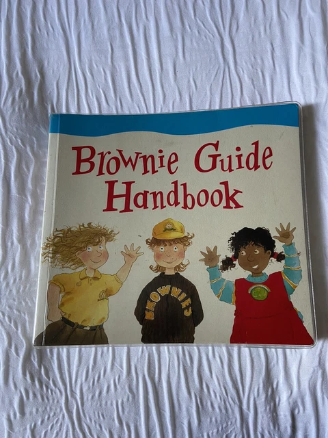 VINTAGE BROWNIE GUIDE Handbook and Brownie Guide Badge Book £5.00 ...