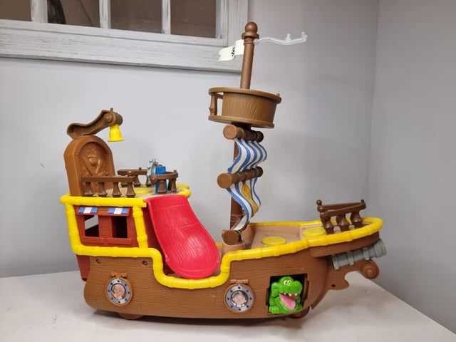 DISNEY JAKE AND the Neverland Pirates Bucky Toy Talking Ship. £14.99 ...