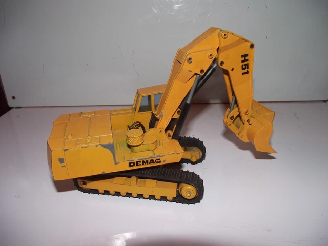 VINTAGE DEMAG BULLDOZER Digger Rig No. 113 West Germany 1:50 Scale $49. ...