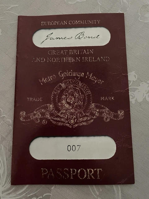 JAMES BOND BRITISH passport DVD insert - see description £8.00 ...