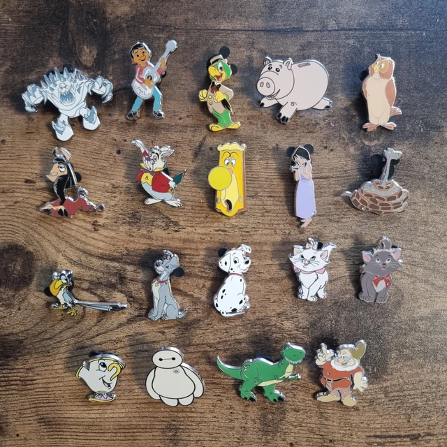 DISNEYLAND PARIS CAST Member Refresh Lanyard Pin Disney DLP Series ...