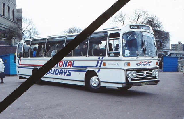 ORIGINAL BUS SLIDE: Southdown Motor Services - Leyland Leopard OWV 280R ...