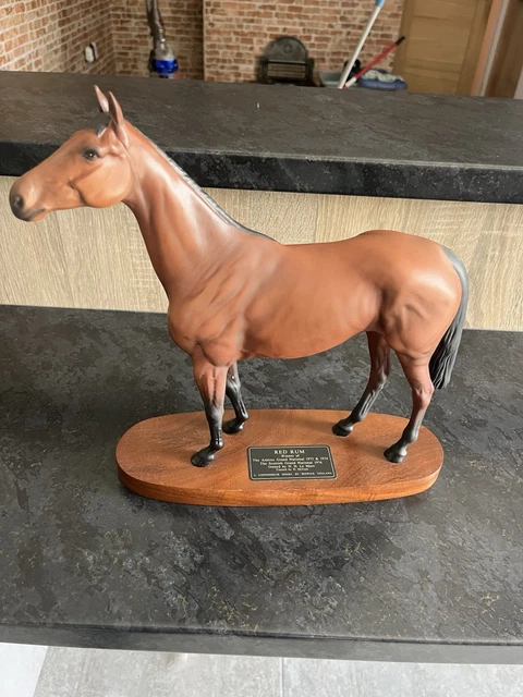 BESWICK RED RUM Connoisseur Model £99.99 - PicClick UK