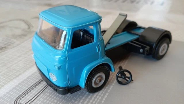 RENAULT SAVIEM SG4 benne a ordures 1/43 Norev EUR 15,00 - PicClick FR