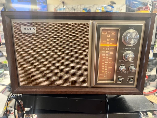 VINTAGE SONY TABLETOP Radio Model ICF-9550W High Fidelity Sound AM/FM ...