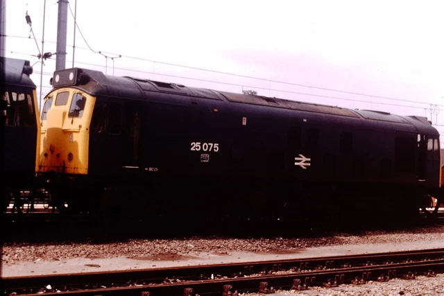 1980S BRITISH RAIL BR Diesel Loco 25075 Crewe Carlisle Railway Slide ...