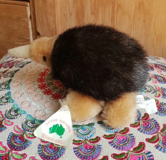 AUSSIE AUSTRALIA AUSTRALIAN Souvenir Echidna Puggle Baby Brown Soft ...