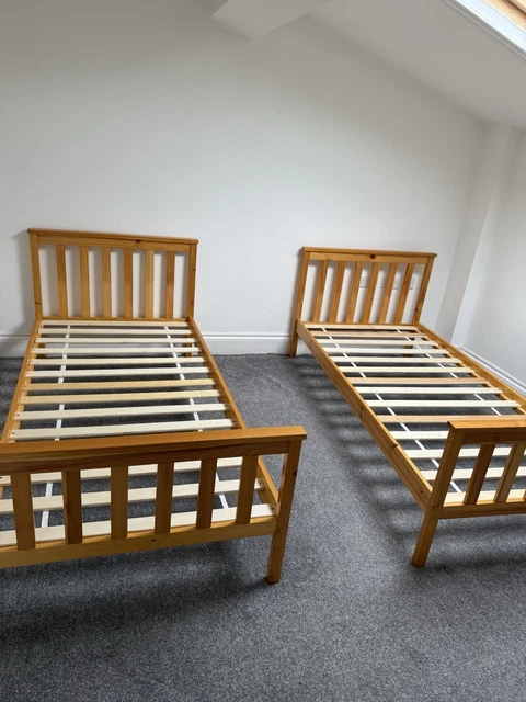 WOODEN FRAME SINGLE Bed Traditional, 2ft x 6" £40.00 - PicClick UK