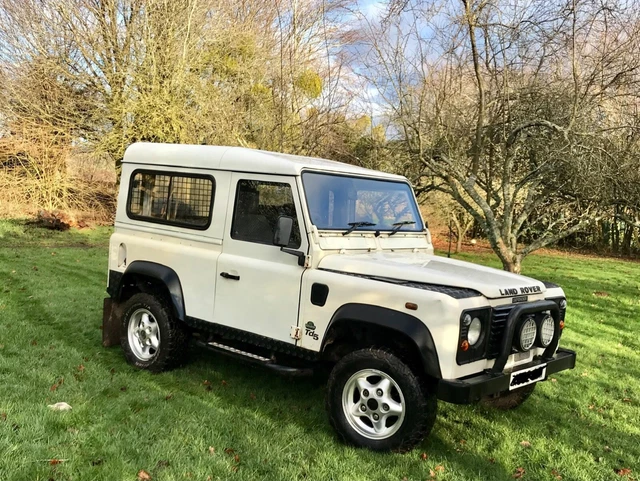 LAND ROVER DEFENDER 90 Td5 £8,000.00 - PicClick UK