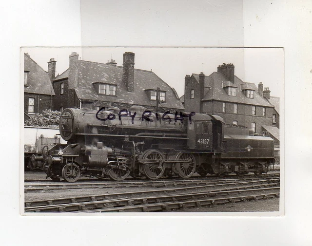 RAIL PHOTO LMS 260 Ivatt 4F 43157 Yarmouth Beach shed Norfolk M&GN £2. ...