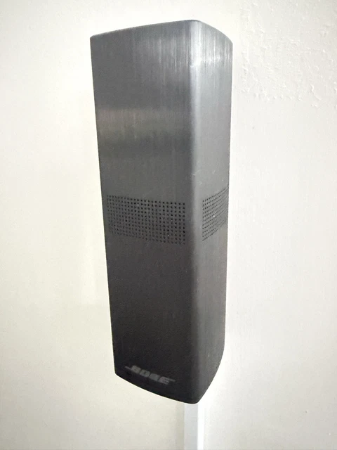 BOSE SURROUND SPEAKERS 700 With Wall Brackets (pair ,Excellent ...