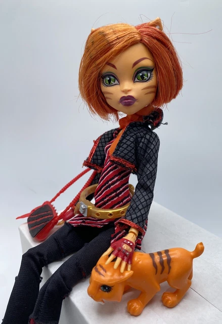 MONSTER HIGH FIRST Wave Toralei Stripe Doll Mattel With Outfit Pet ...