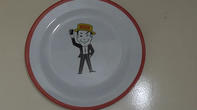 VINTAGE XXXX BEER bbq plate Mr Fourex 356mm round 1980 Castlemaine ...