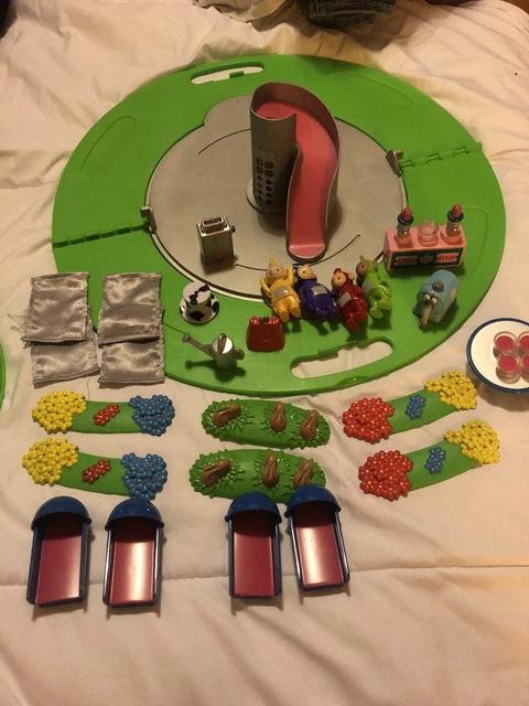 TELETUBBIES HOME HOUSE Dome Playset 4 Tubby Figures****99% Complete Set ...