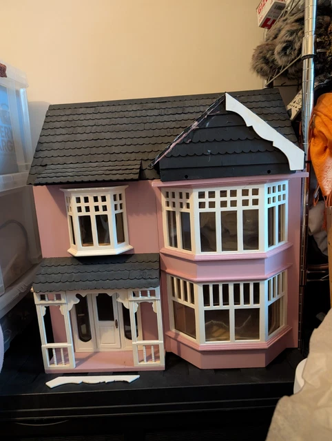 LARGE DOLLHOUSE UNFINISHED Project H 27 inches D 24 inches D16 inches ...