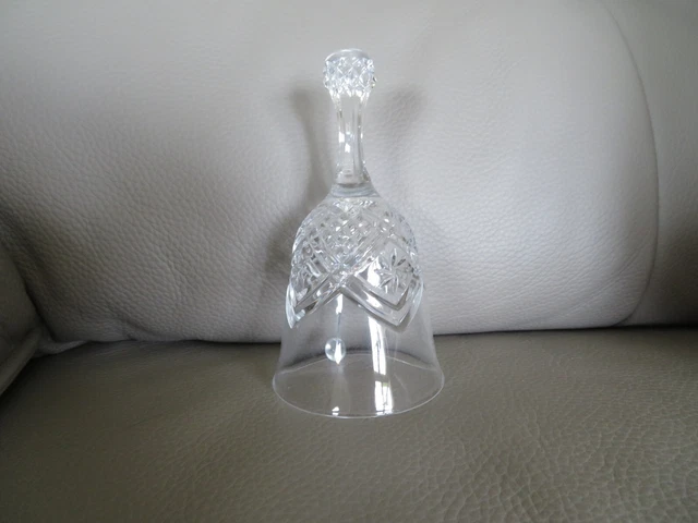 CLOCHETTE DE TABLE ou de service en cristal taillé EUR 18,00 - PicClick FR