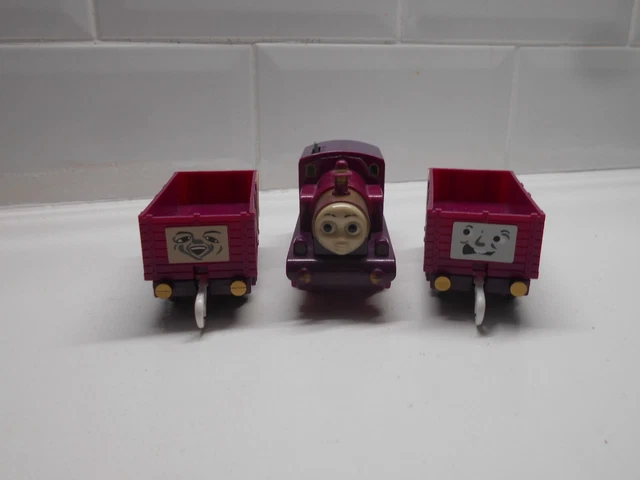 TOMY TRACKMASTER THOMAS the tank engine train lady & her matching ...