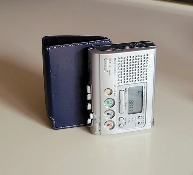 CASSETTA WALKMAN SONY super rara + registratore IC digitale TCM-IC100 ...
