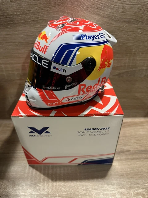 REDBULL RACING RB19 2023 Max Verstappen World Champion 1/2 Mini Helmet ...