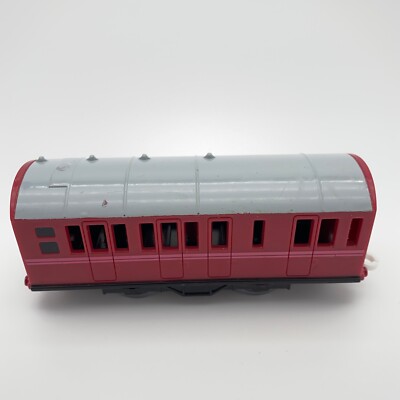 THOMAS TRACKMASTER SPENCER’S Red Express Passenger Coach Set Hit Toy £ ...