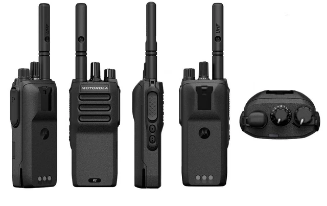 MOTOROLA MOTOTRBO R2 UHF Two-Way Radio Walkie Talkie - New Inc VAT £199 ...