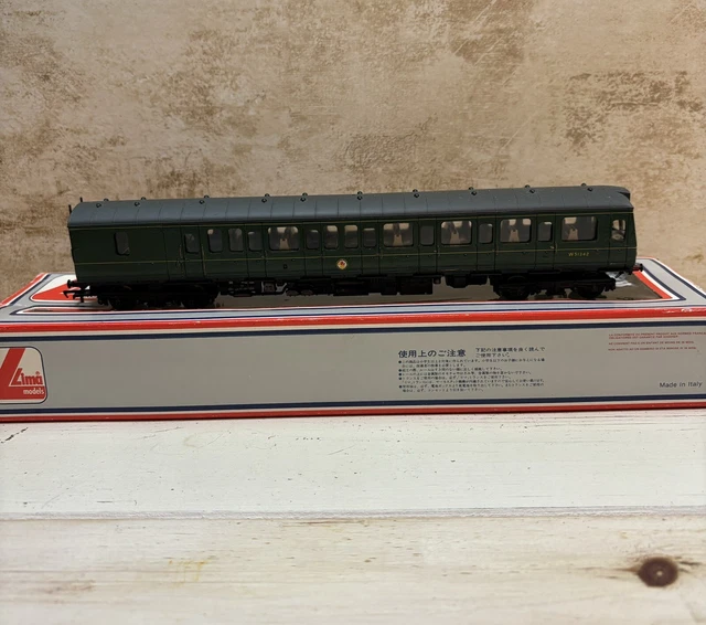 LIMA 205137 MWG In Box. Green Passenger Carriage. £18.49 - PicClick UK