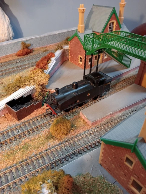 OO GAUGE LIMA six Wheel 0-6-0 Loco Tank boxed. £2.99 - PicClick UK