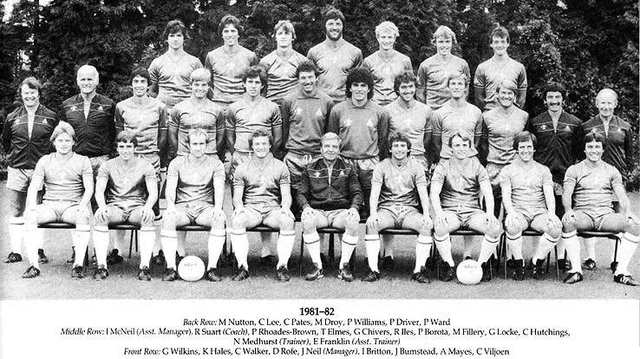 CHELSEA FC COMPLETE 1981/82 HOME LEAGUE PROGRAMME COLLECTION (21 ...