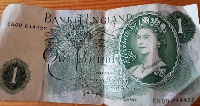 ONE POUND BANK of England one pound note. Code CN09 644492 £17.99 ...