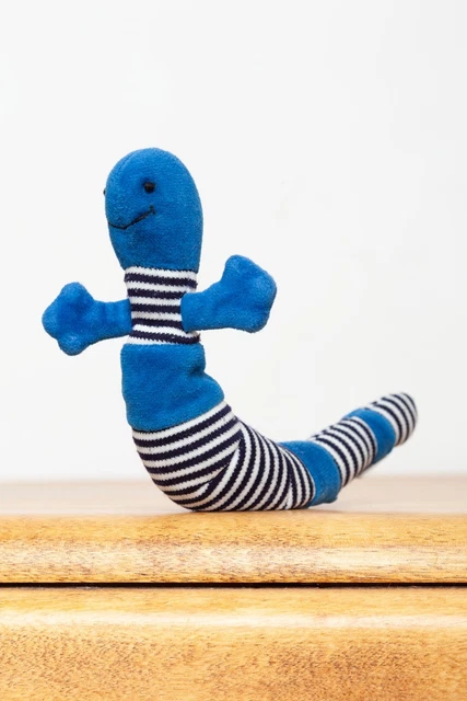 JELLYCAT BLUE WIGGLY Woo Worm £50.00 - PicClick UK