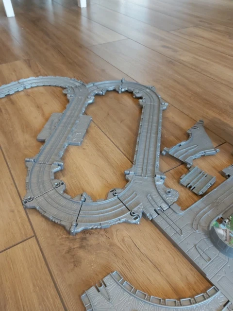 THOMAS THE TANK Engine Track set Sodor Engine Wash £15.00 - PicClick UK