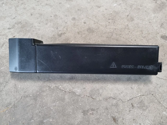 HOLDEN VT VX Vy Vz Commodore Fuse Relay Panel Cover Engine Bay Wiring ...