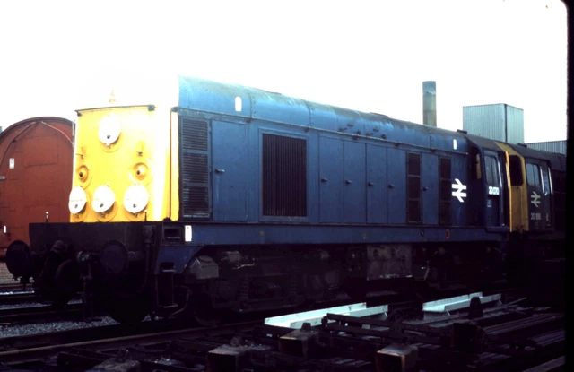 BRITISH RAILWAYS CLASS 20 20070/20198 - 35mm Photographic Slide At ...