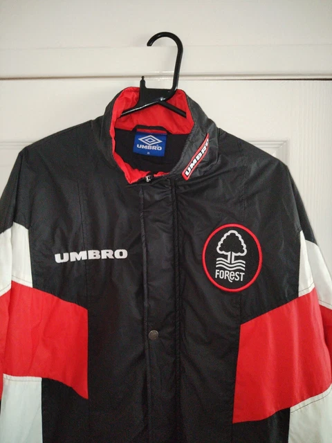 NOTTINGHAM FOREST UMBRO Padded Manager Bench Coat Pinnacle jacket - XL ...